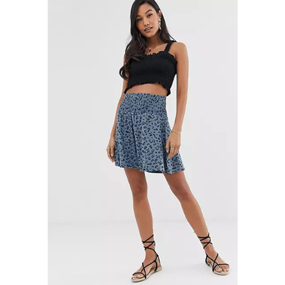 ICHI | Skirts | Ichi Leopard Print Pleated Mini Skirt Womens Sze S Blue High Rise Smocked Waist ...